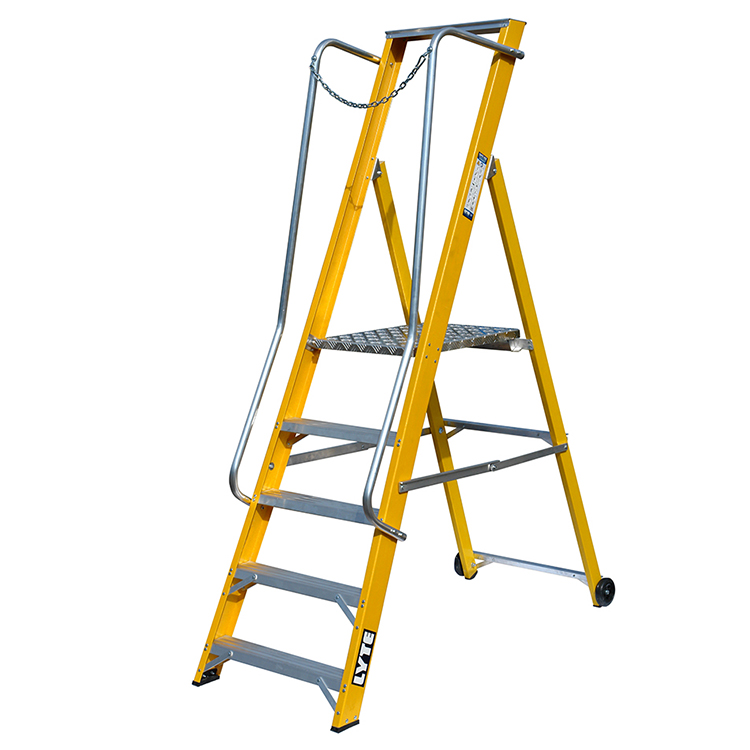 Fibreglass Wide Steps with Aluminium Treads - Express Tools Ltd